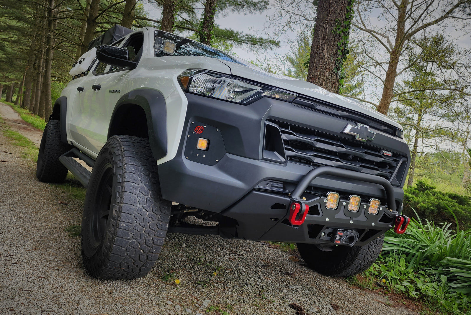 Parachoques de cabrestante 589 Fab Mini Fighter | Chevy Colorado & GMC ...